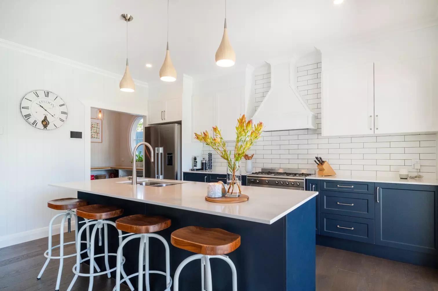 Tour Gillian's New Kitchen - Wallspan